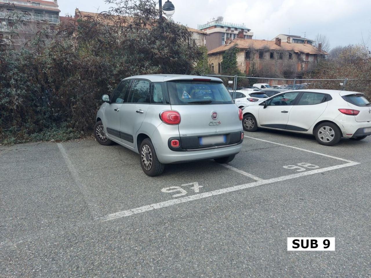 Posto auto in vendita a Biella