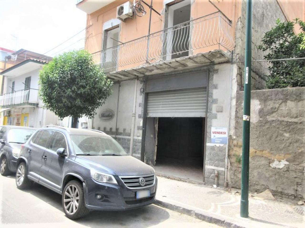 Negozio in vendita a Napoli