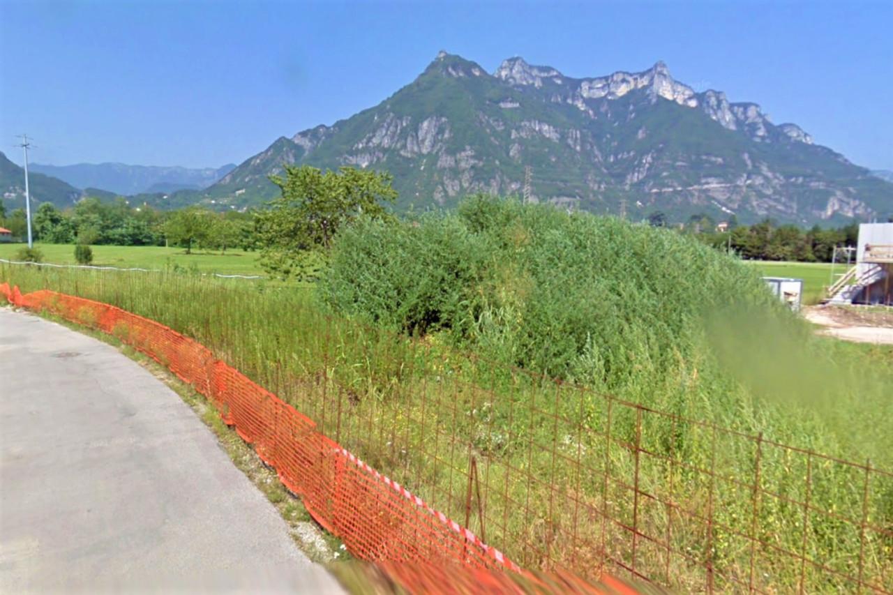 Terreno edificabile residenziale in Via Velo, N. Snc, Velo d'Astico