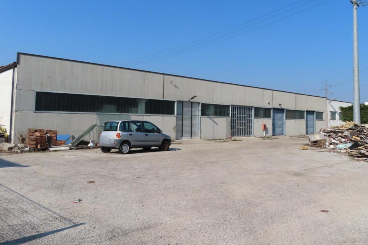 Magazzino in vendita a Boara Pisani