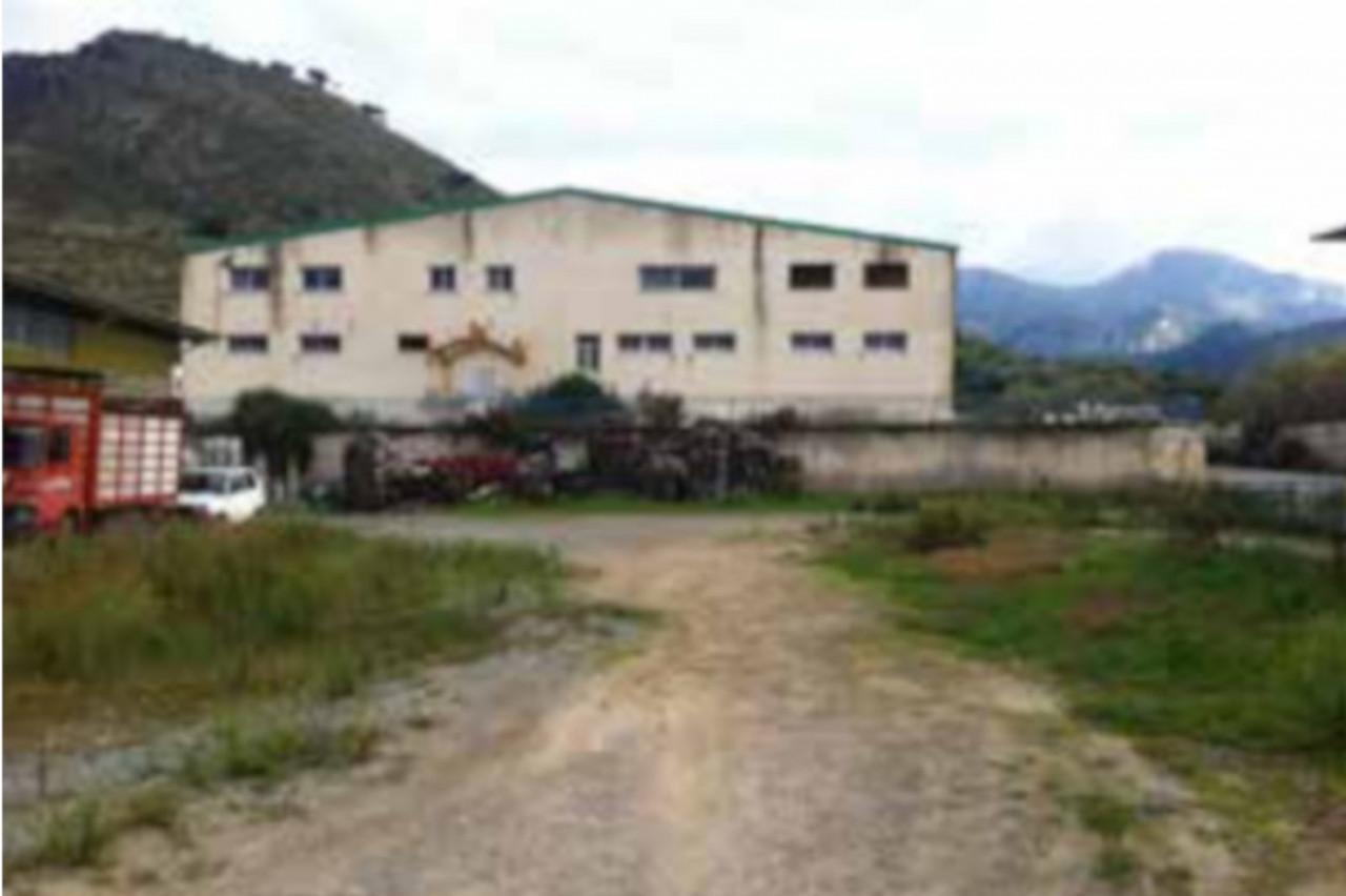 Capannone in vendita a Termini Imerese