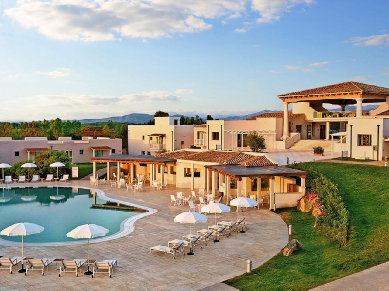 Albergo in vendita a San Teodoro