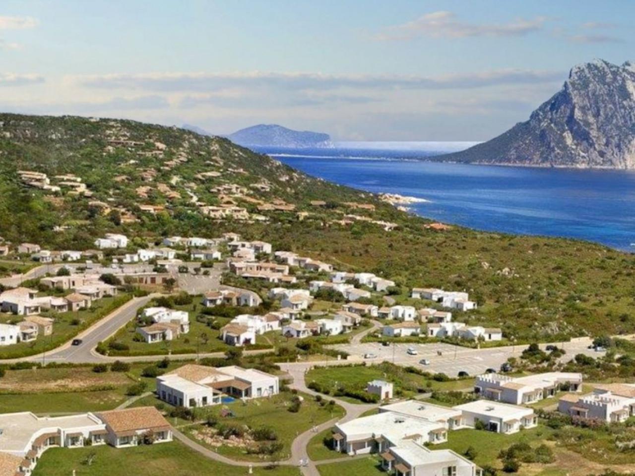 Albergo in vendita a San Teodoro