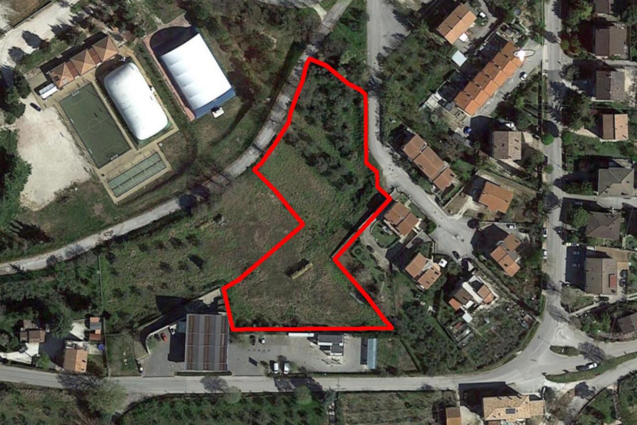 Terreno edificabile residenziale in vendita a Montefalco