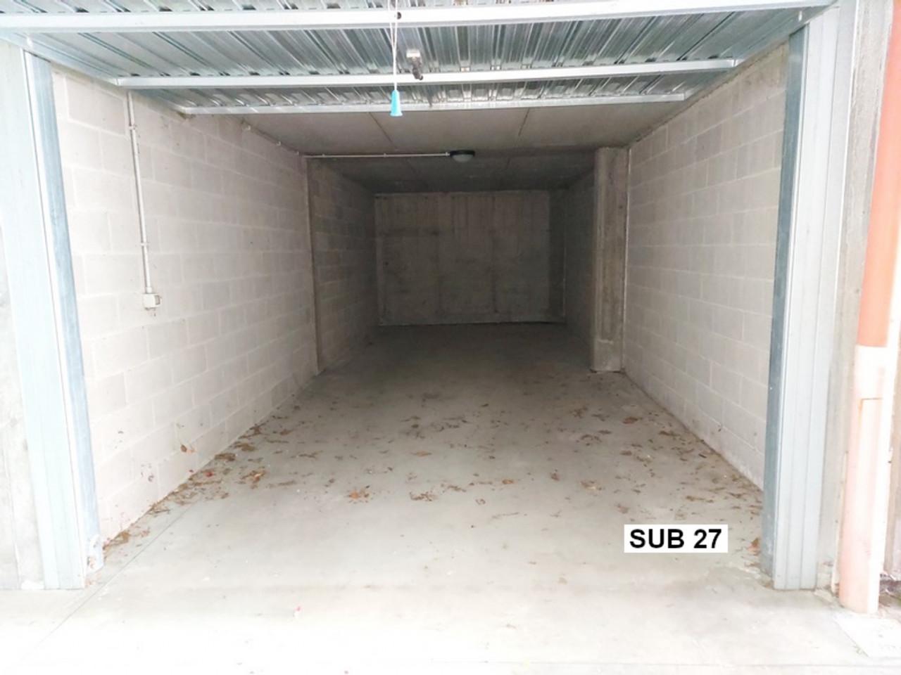 Garage in vendita a Vigliano Biellese