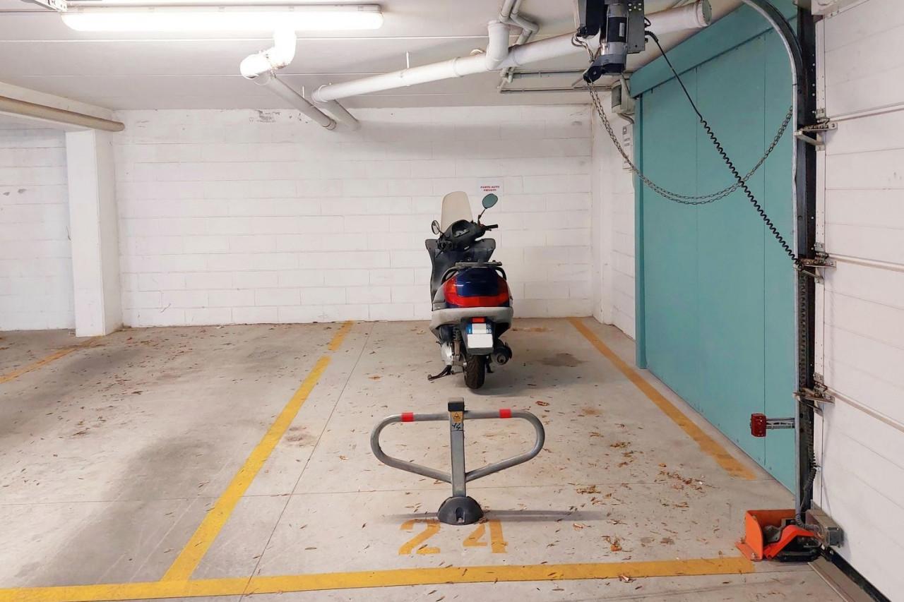 Posto auto in vendita a Bologna