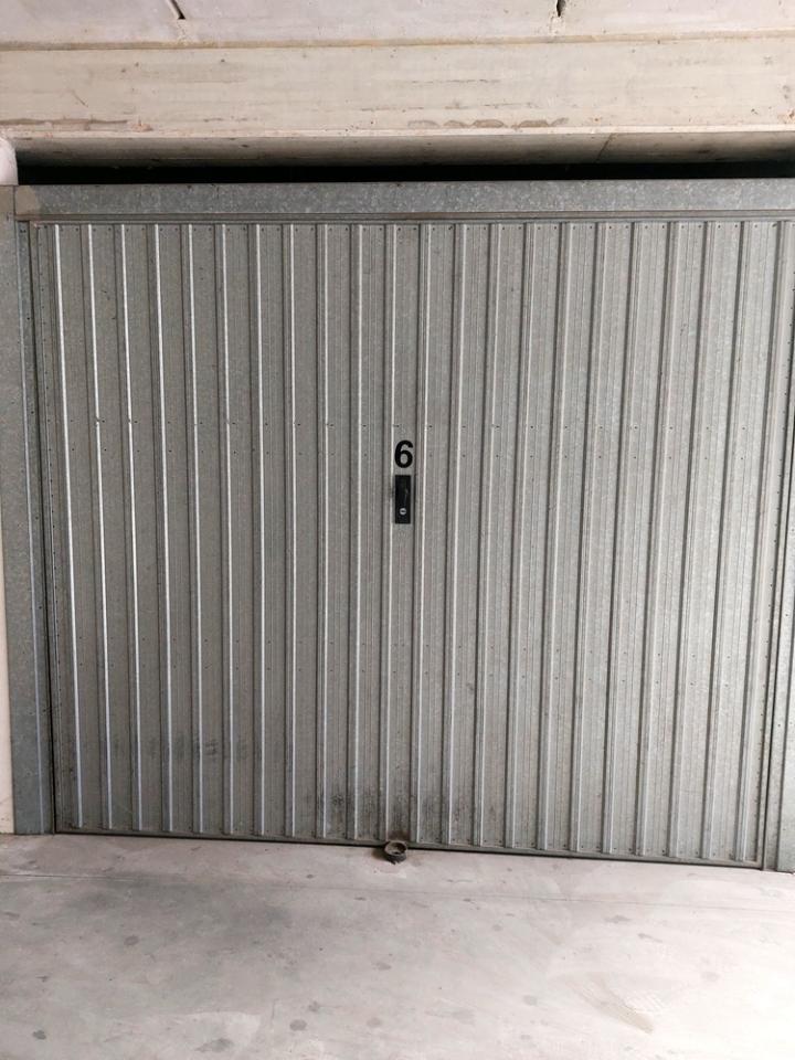 Garage in vendita a Roma