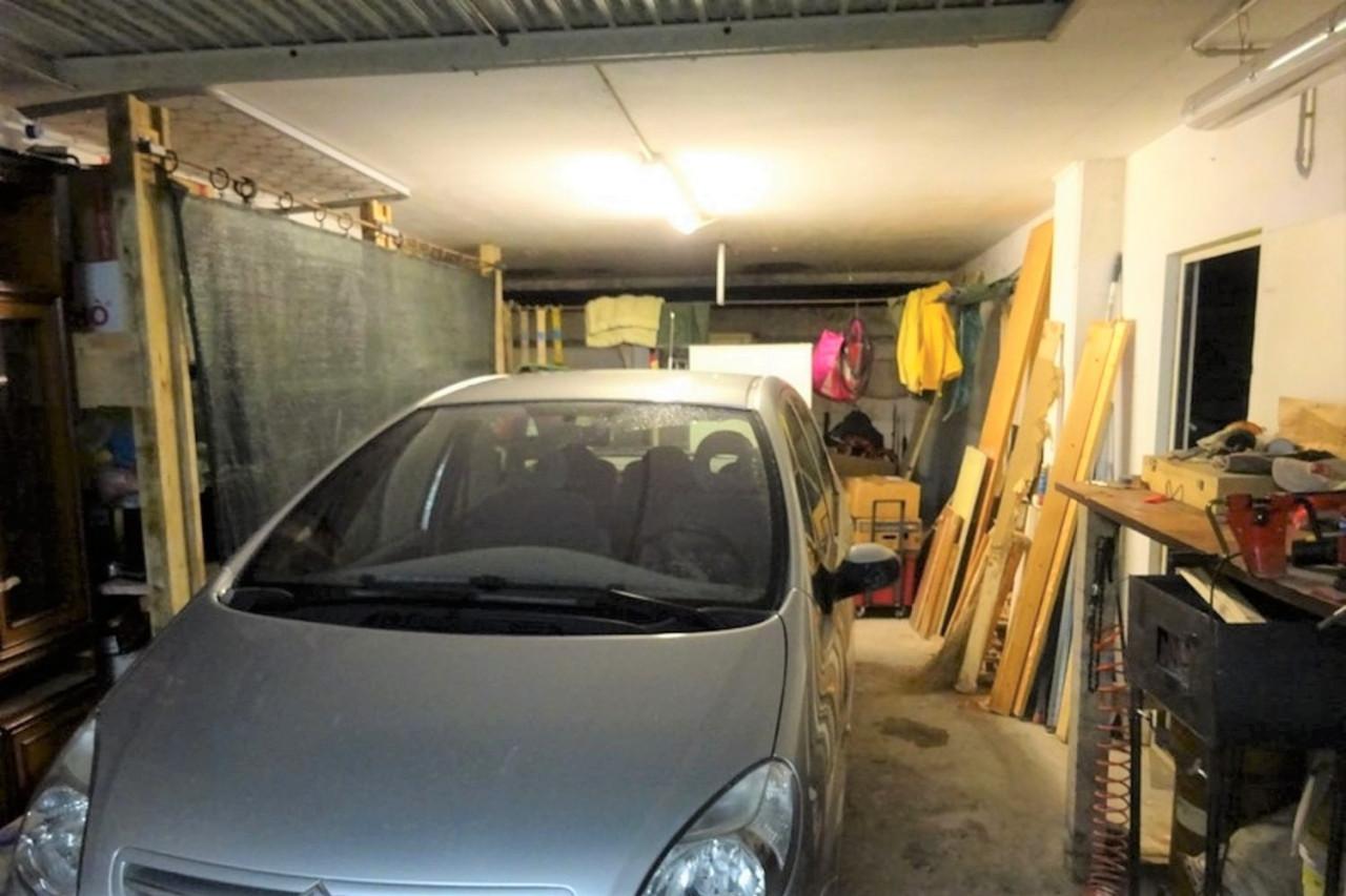 Garage in vendita a Serra San Quirico