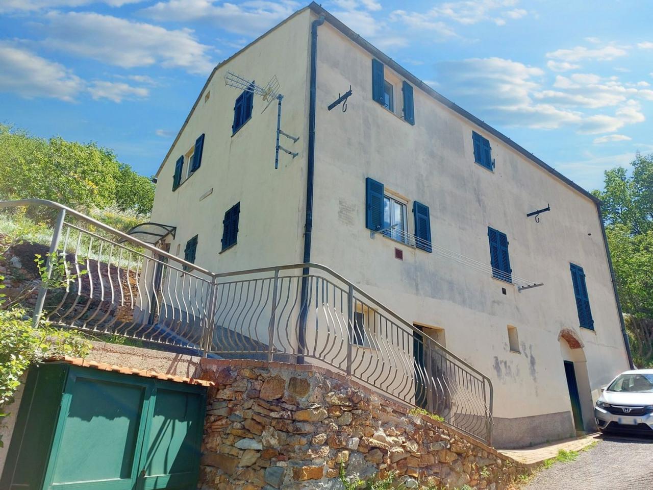 Appartamento in vendita a Vado Ligure