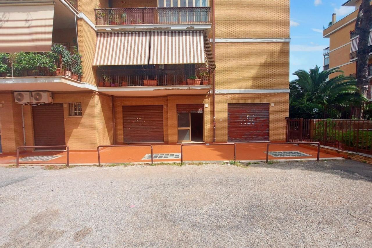 Negozio in vendita a Roma