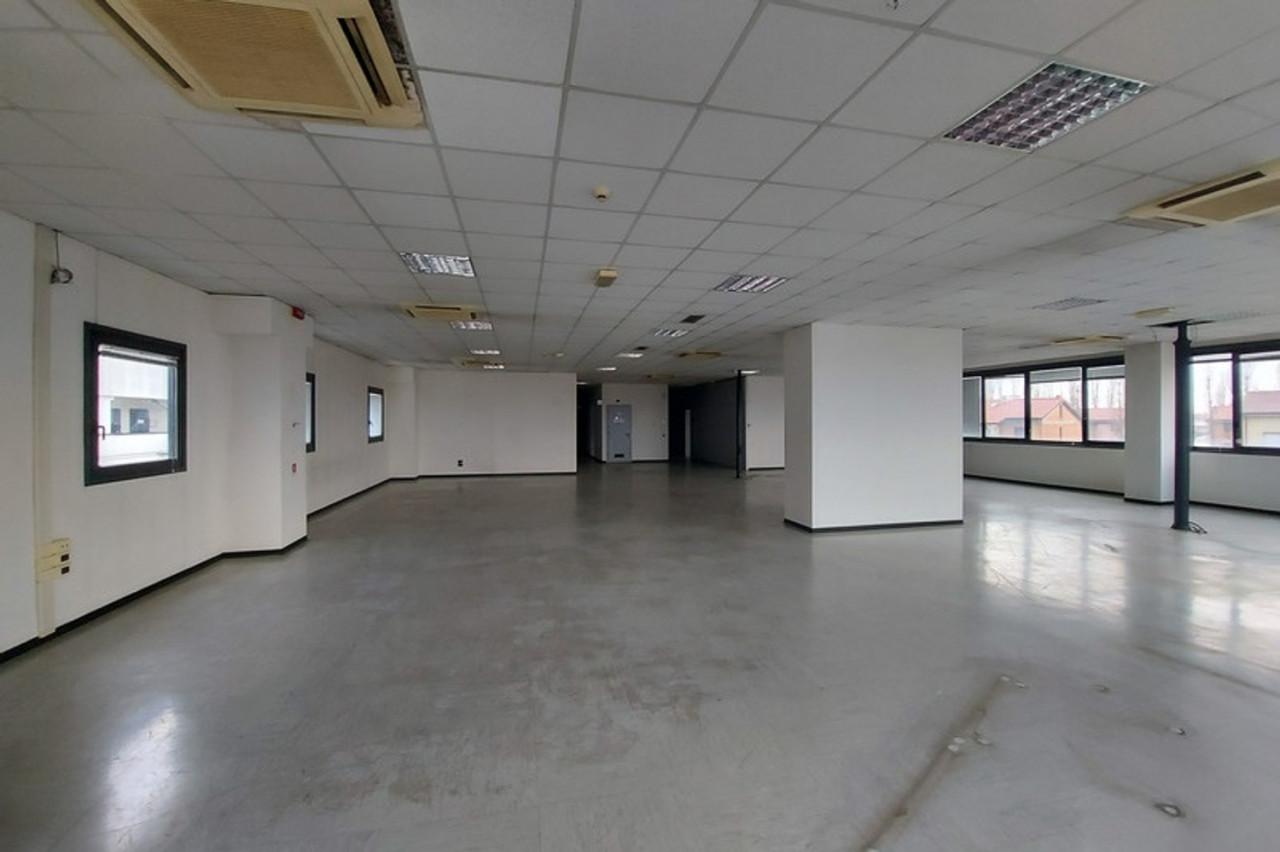 Ufficio in vendita a Cento