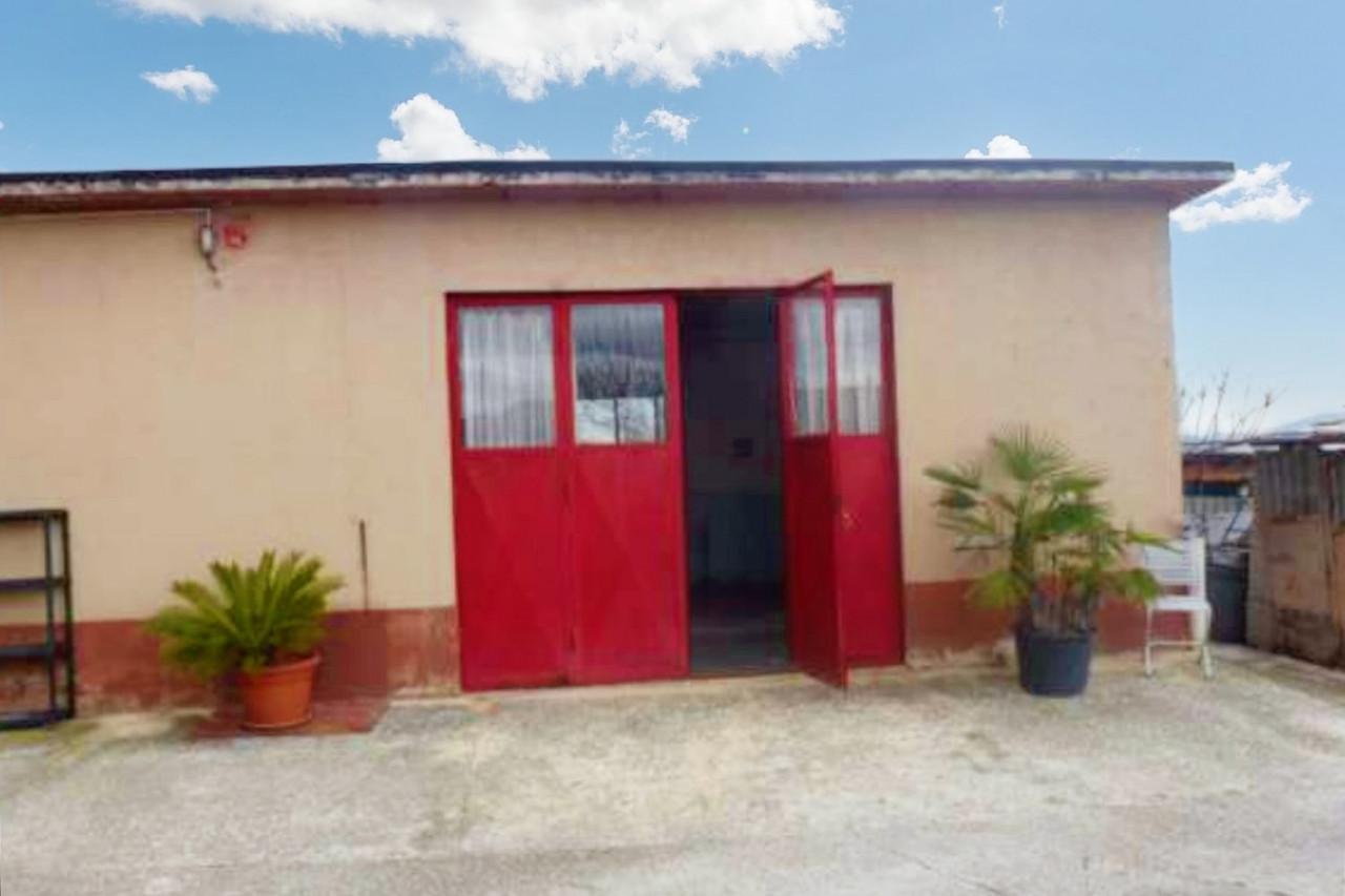 Magazzino in vendita a Montecassiano