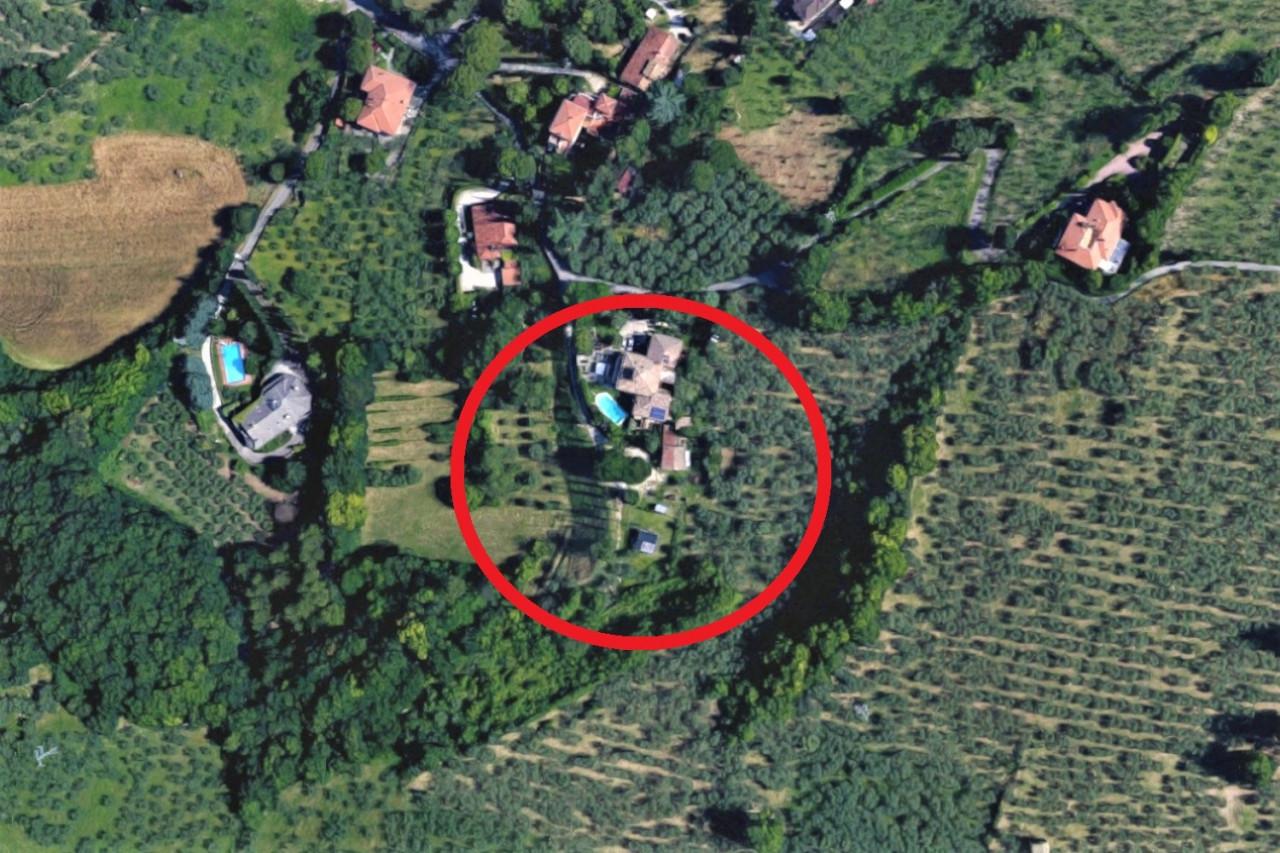 Villa in vendita a Foligno