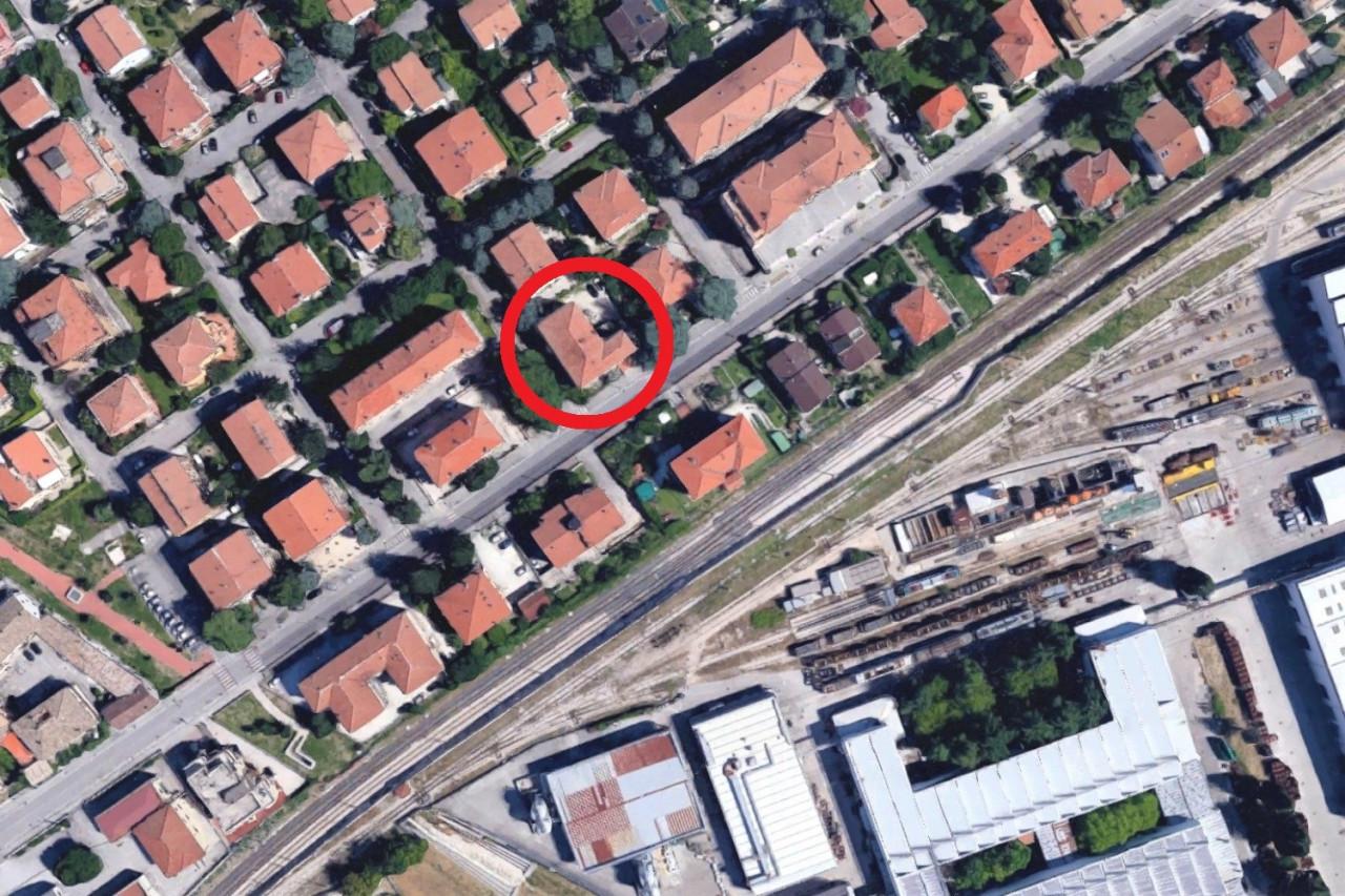 Palazzo in vendita a Foligno