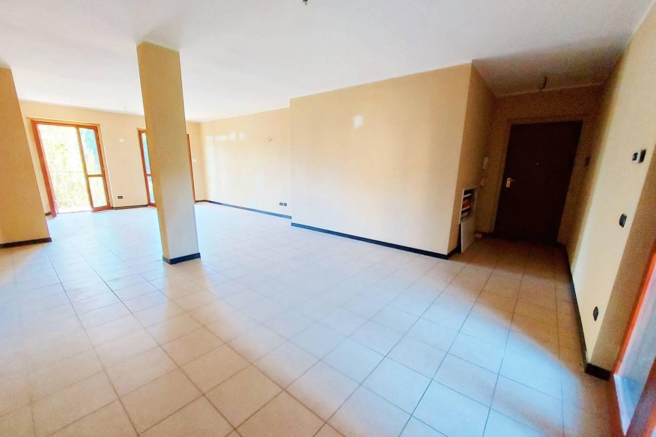 Appartamento in vendita a Vernate