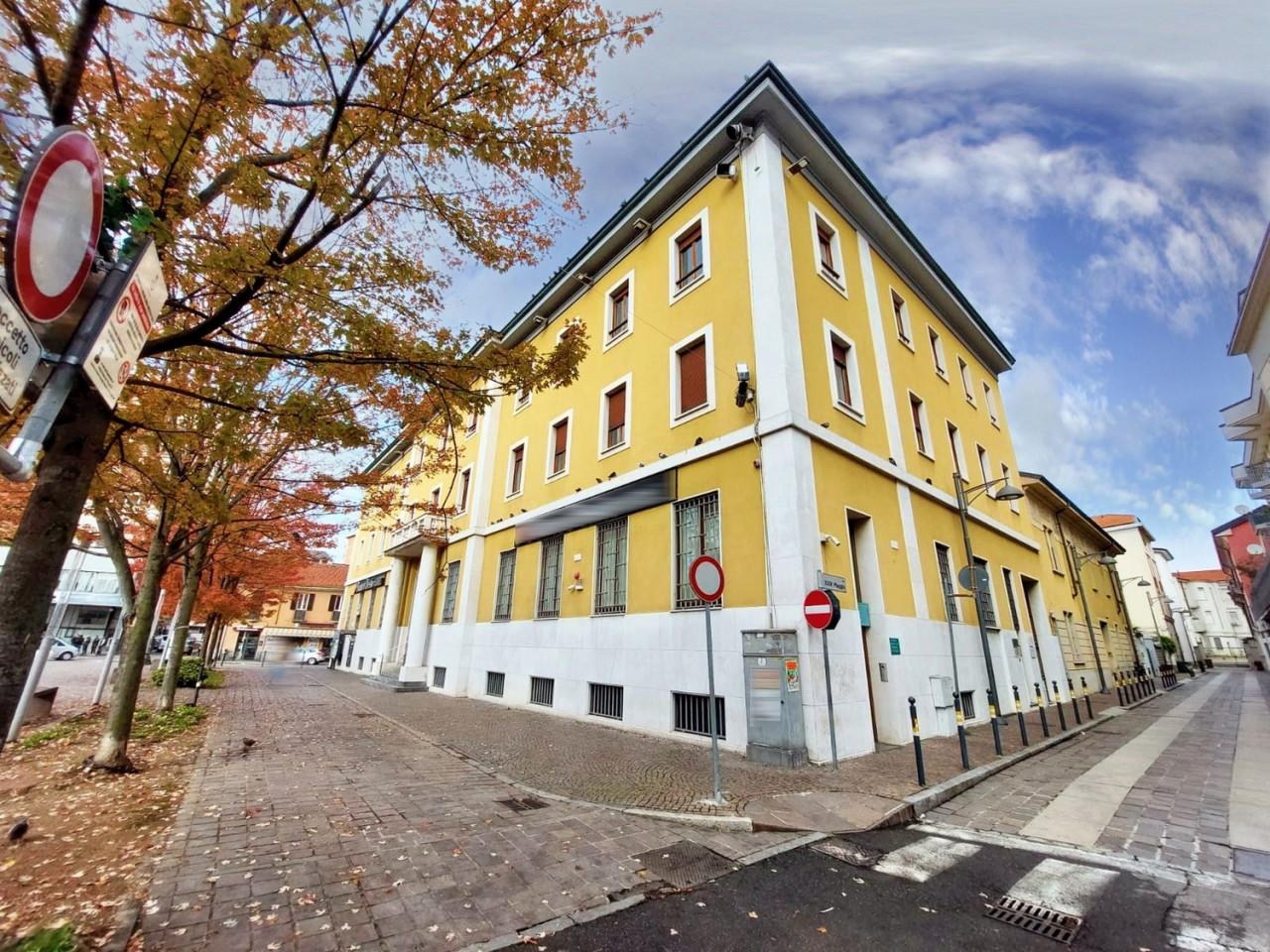 Ufficio in vendita a Desio