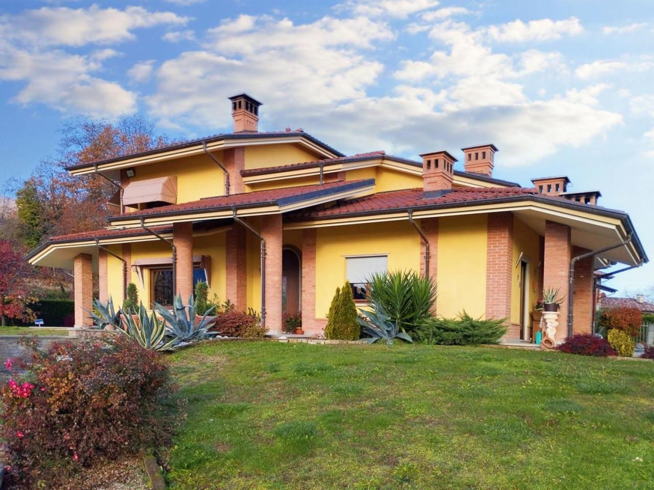 Villa in vendita a Bagnolo Piemonte