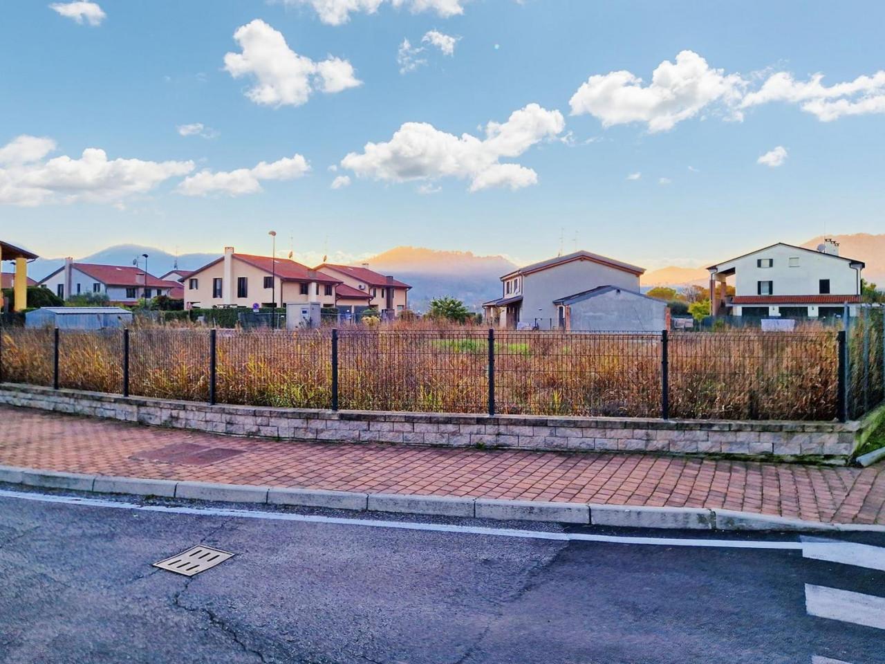 Terreno edificabile residenziale in vendita a Teolo