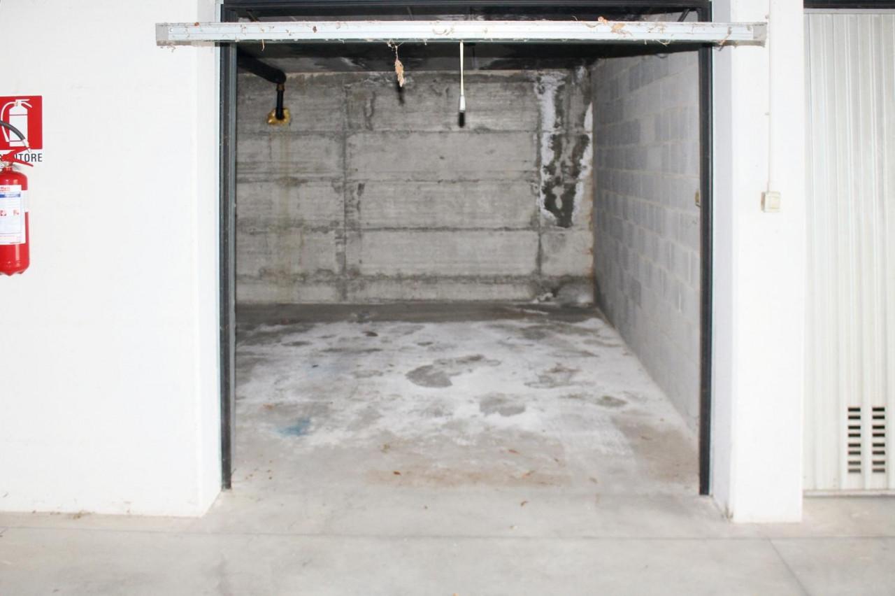 Garage in vendita a Castelnovo Ne' Monti