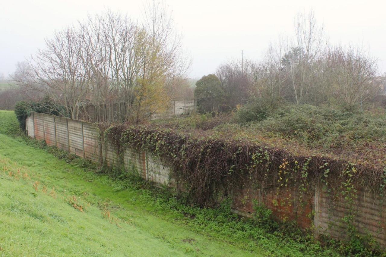 Terreno edificabile residenziale in vendita a Pontedera