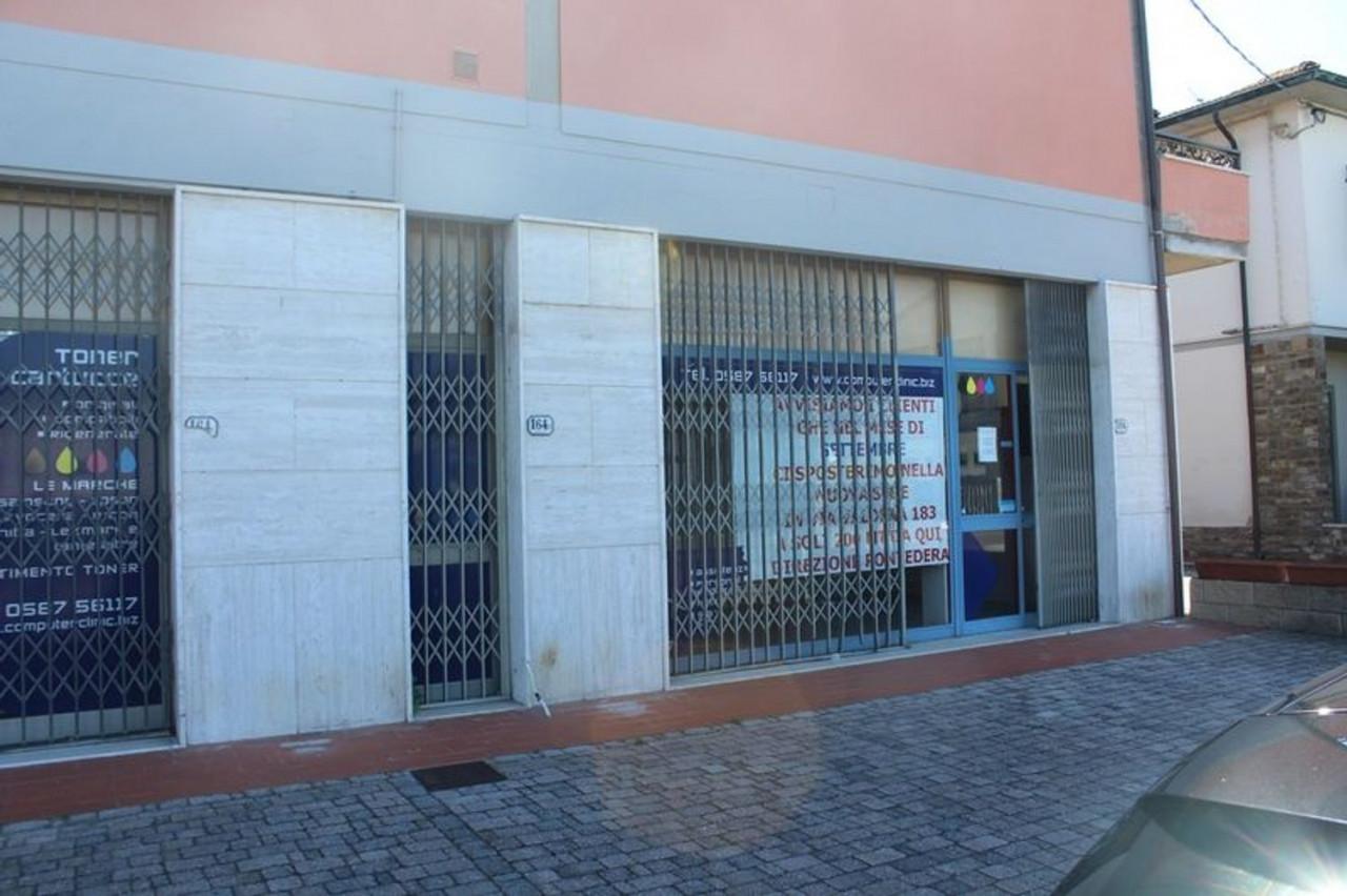 Negozio in vendita a Ponsacco