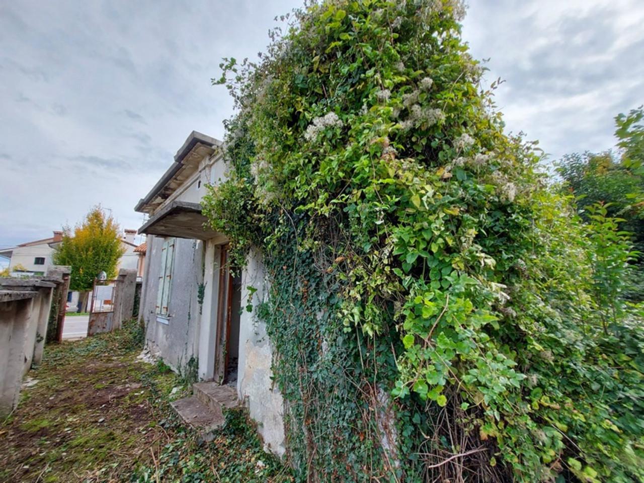 Capannone in vendita a Romans D'Isonzo