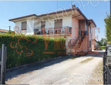 Appartamento in vendita a Camponogara