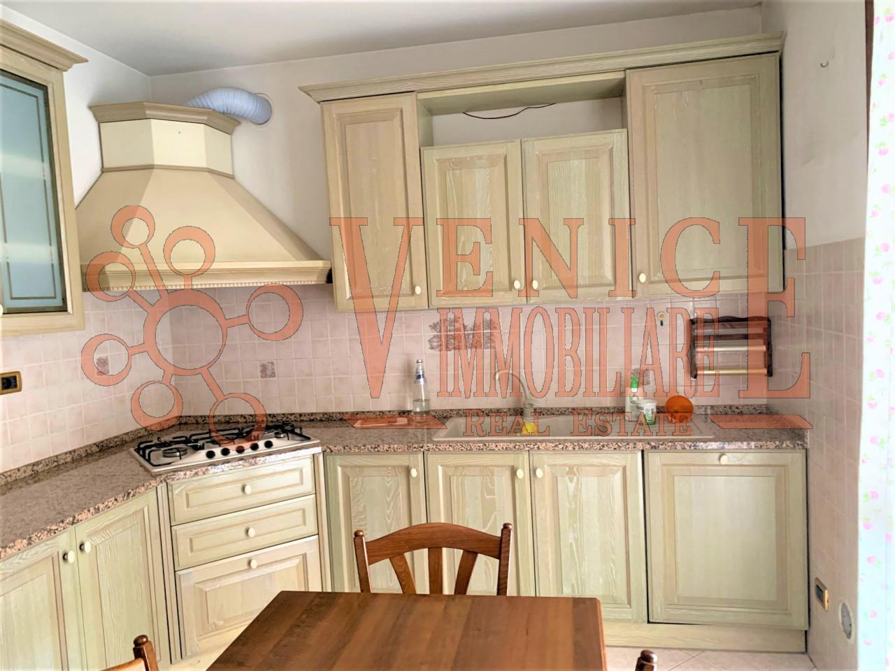 Appartamento in vendita a Camponogara