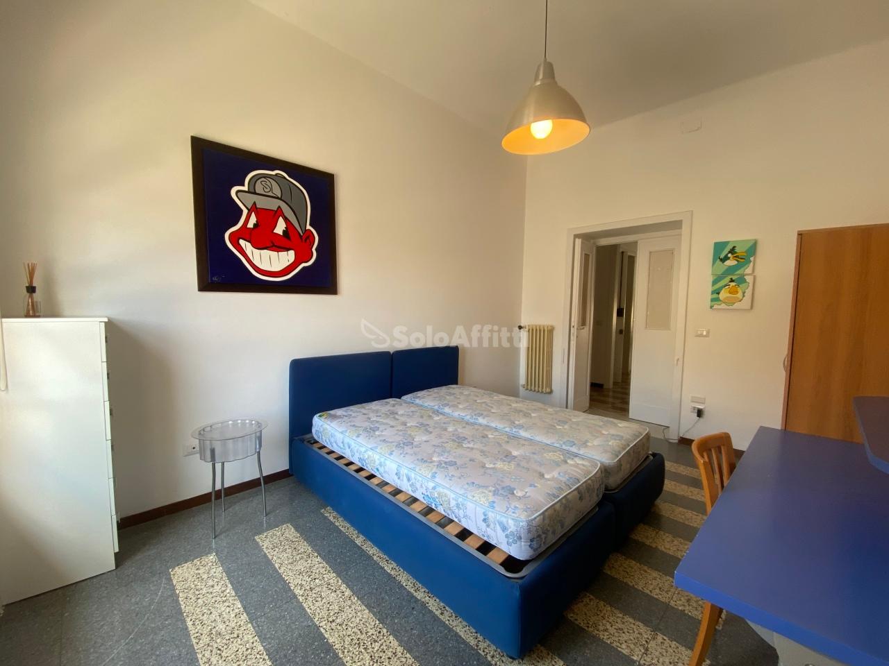 Stanza in appartamento in affitto a Latina