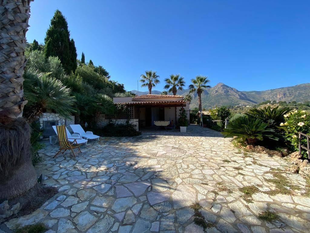 Villa in affitto a Alcamo