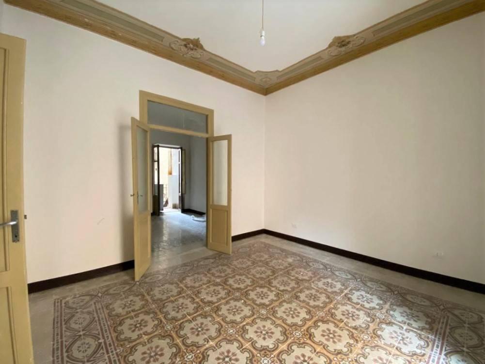 Appartamento in vendita a Palermo