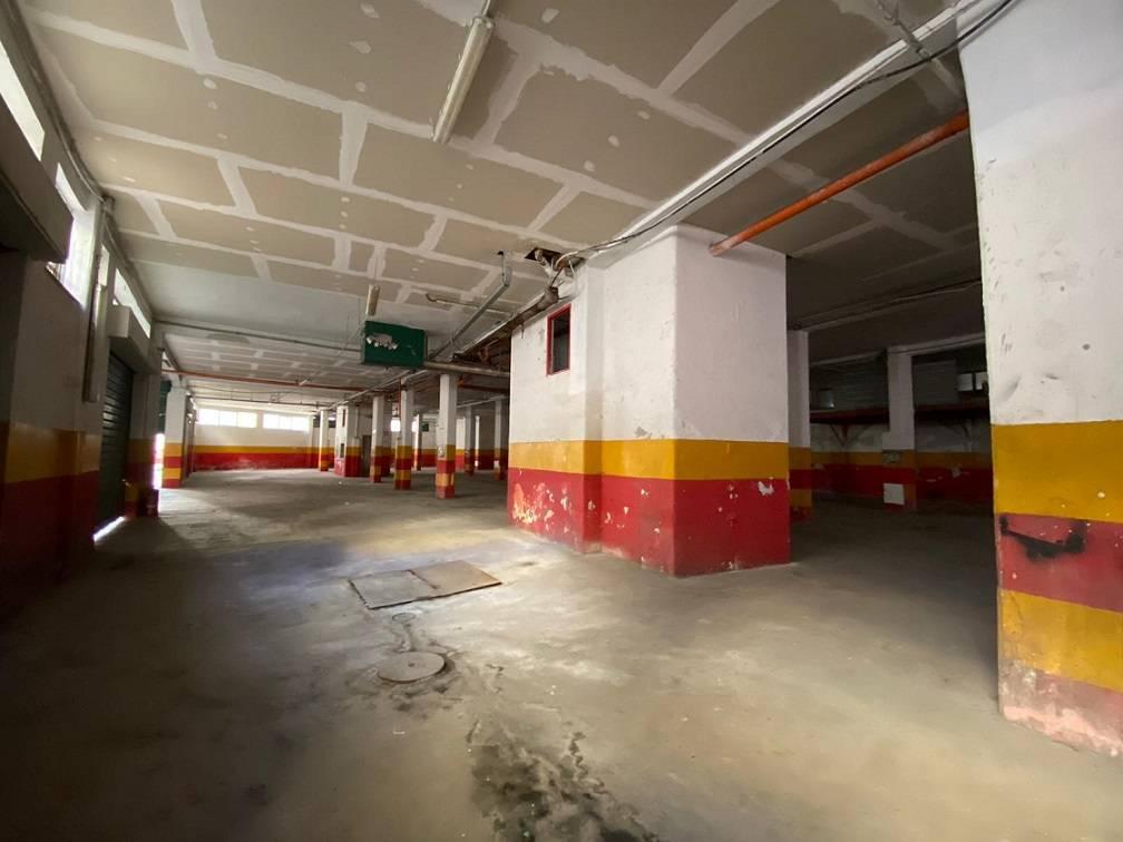 Magazzino in vendita a Palermo