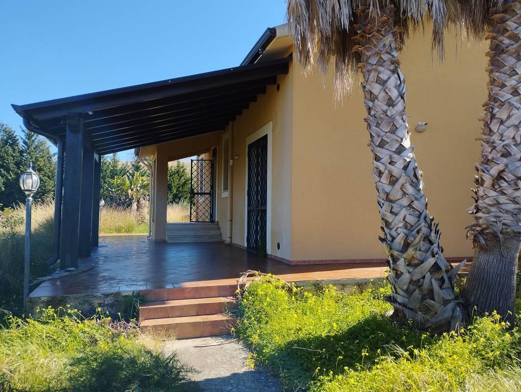 Villa in affitto a Partinico