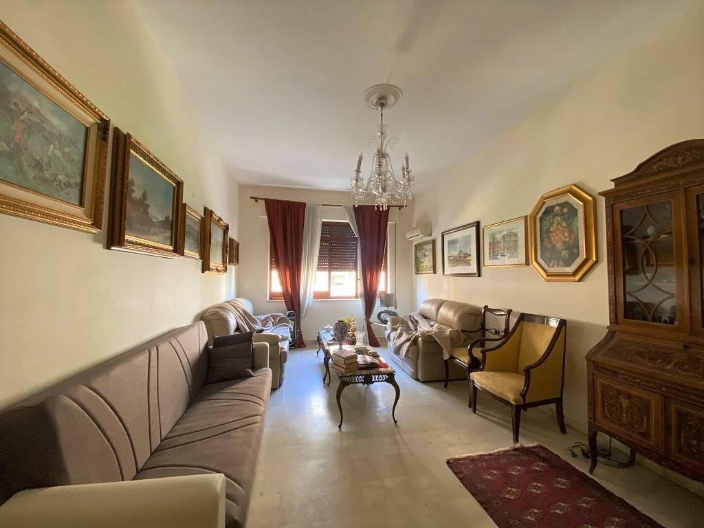 Appartamento in vendita a Palermo