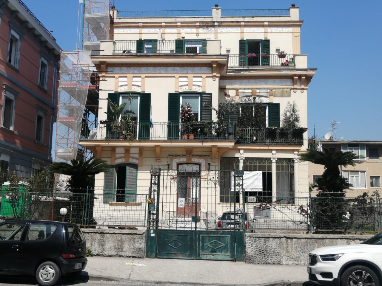 Appartamento in vendita a Napoli