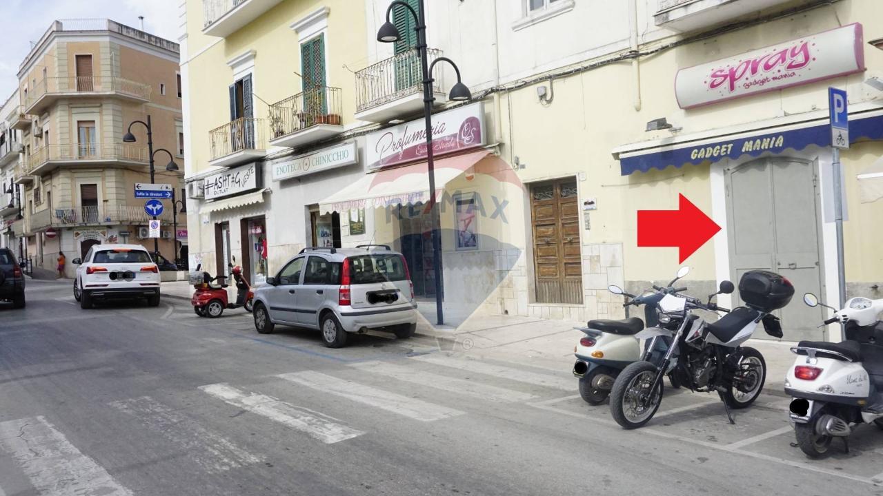 Negozio in vendita a Vieste