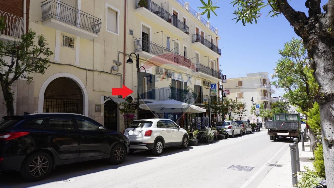 Ufficio in affitto a Vieste