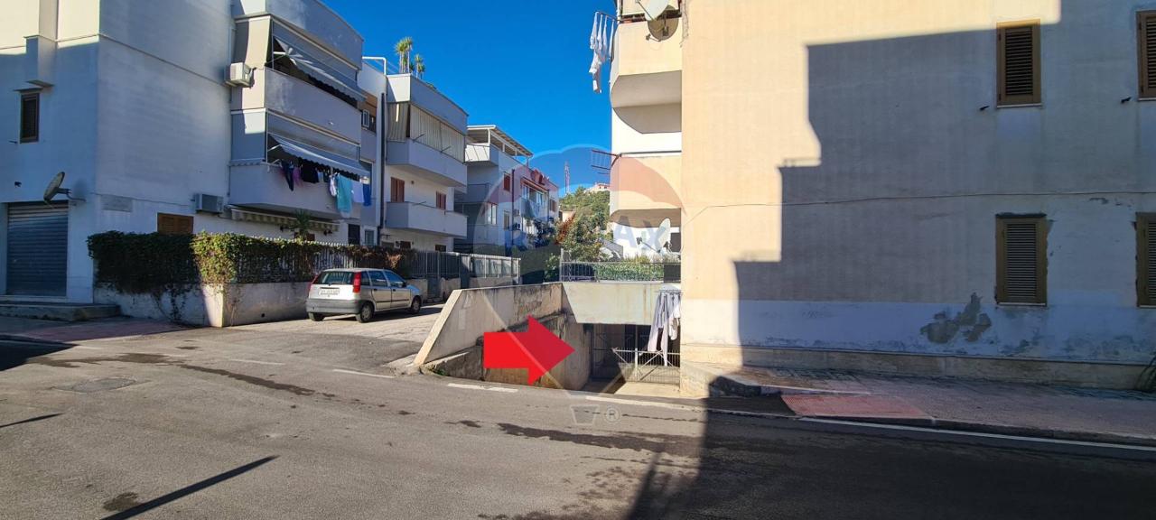 Box in vendita a Vieste