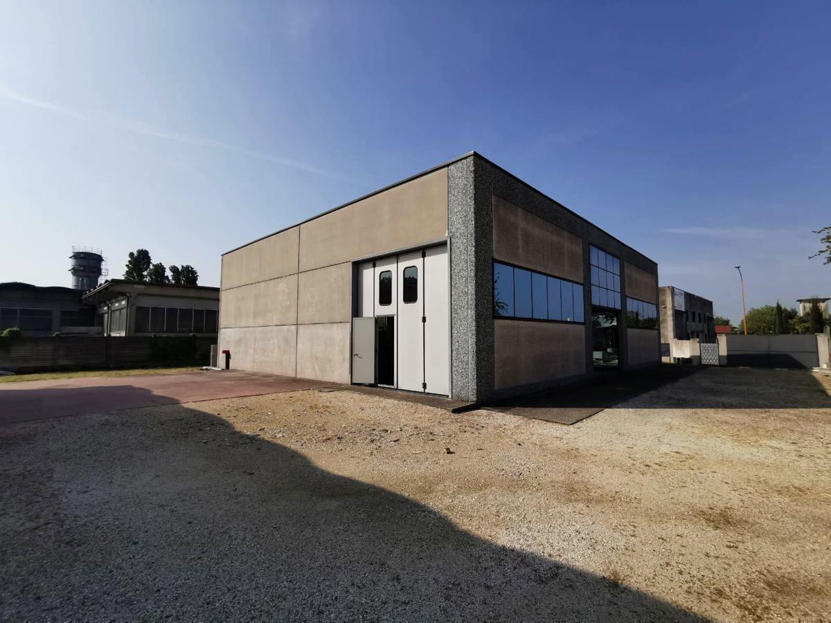 Capannone in vendita a Casaleone