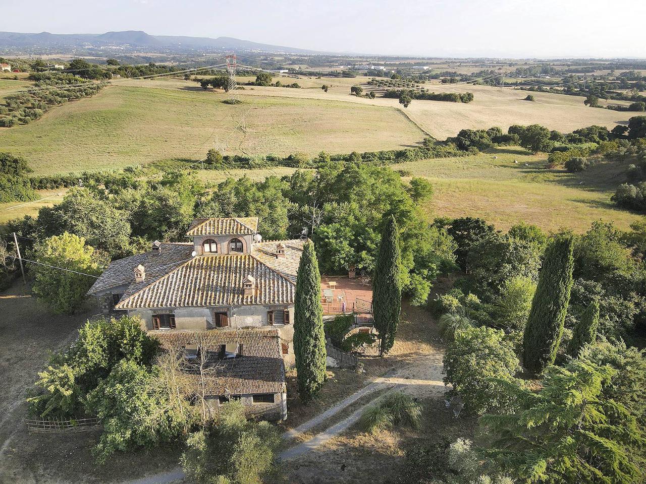 Rustico in vendita a Viterbo