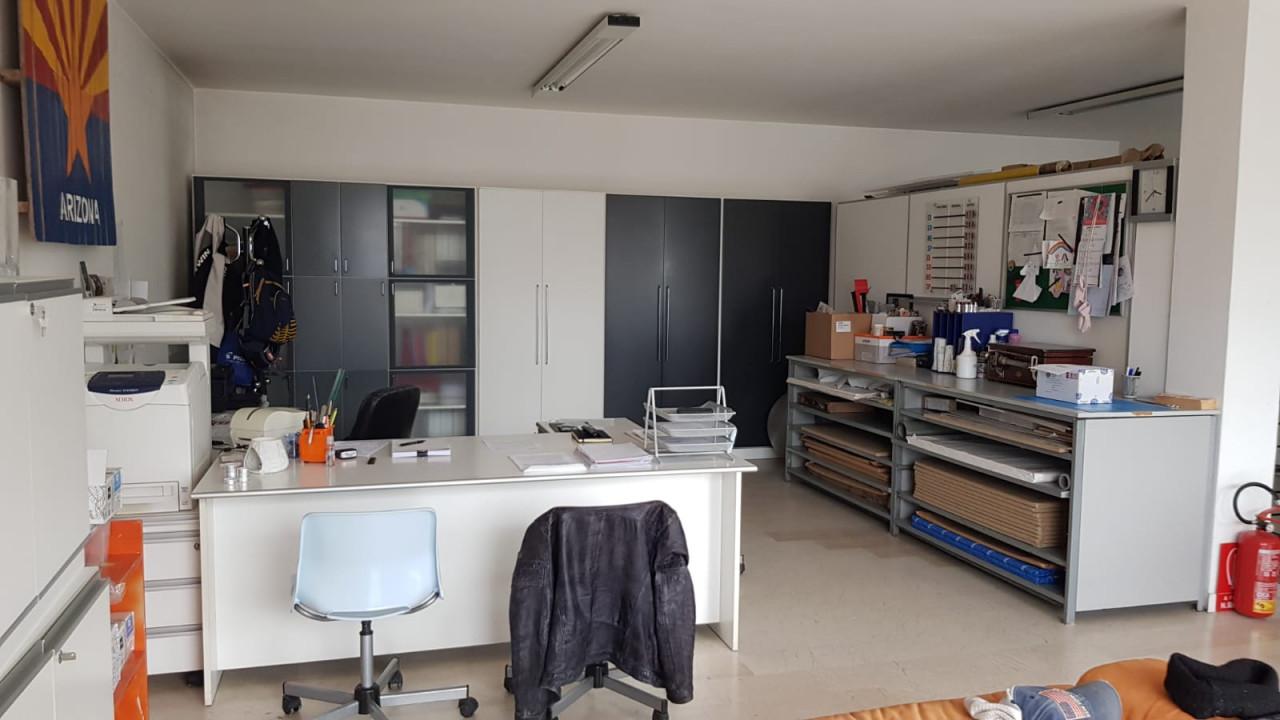 Negozio in affitto a Selvazzano Dentro