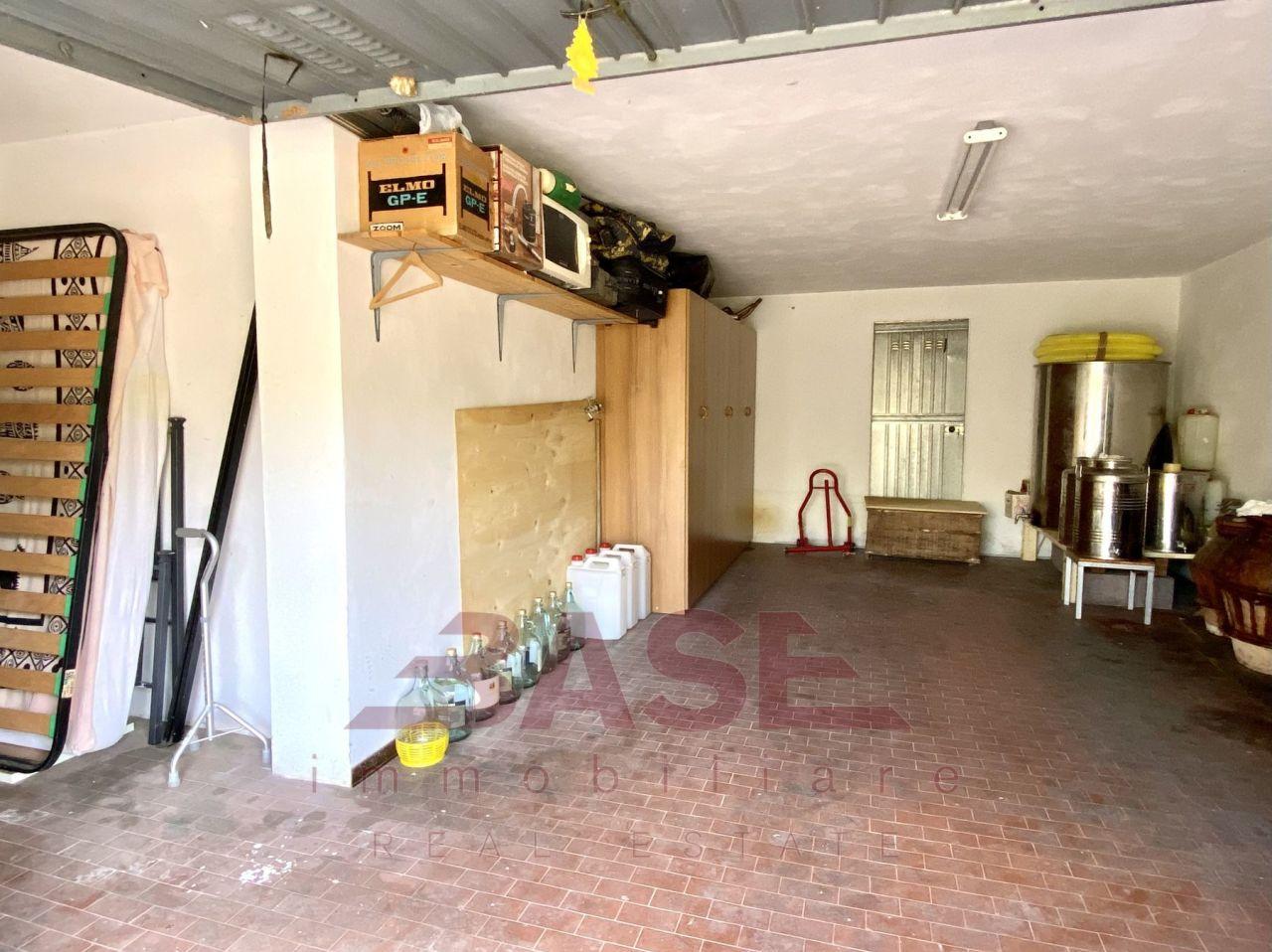 Parcheggio chiuso in vendita a Bibbona