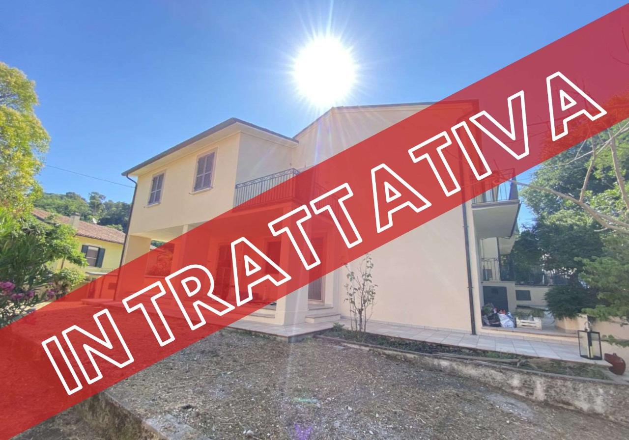 Villa bifamiliare in vendita a Spoleto