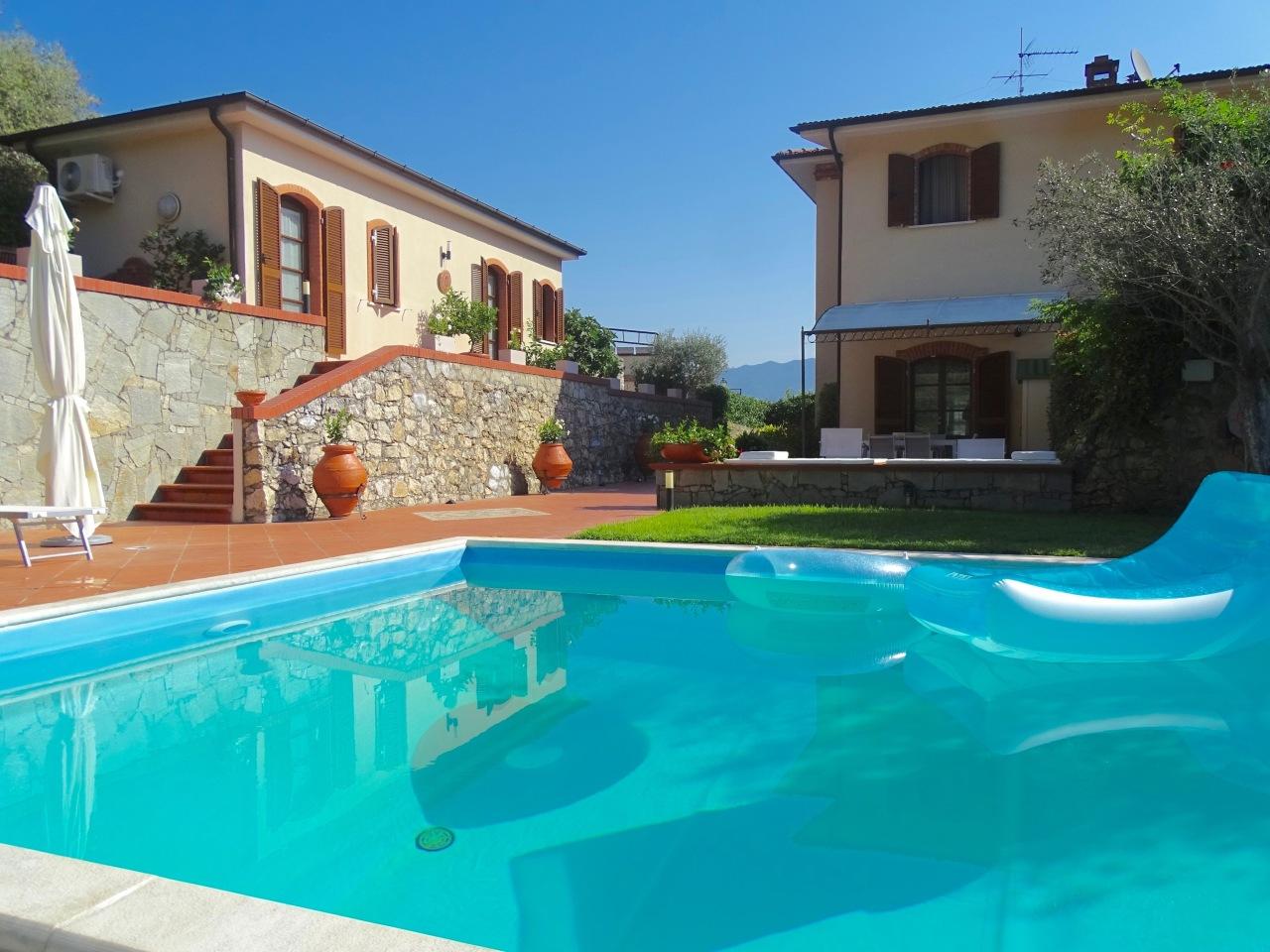 Villa a schiera in vendita a Ameglia