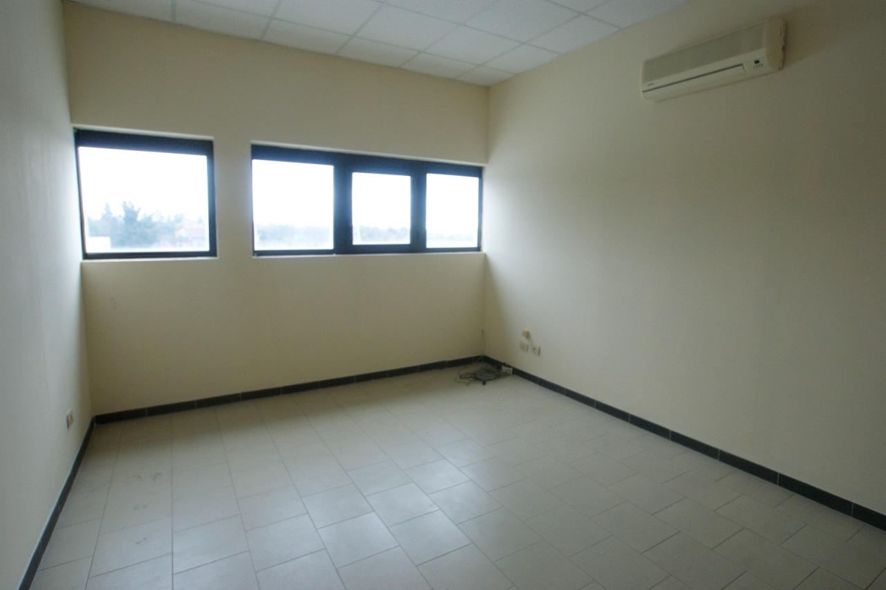 Ufficio in vendita a Sarzana