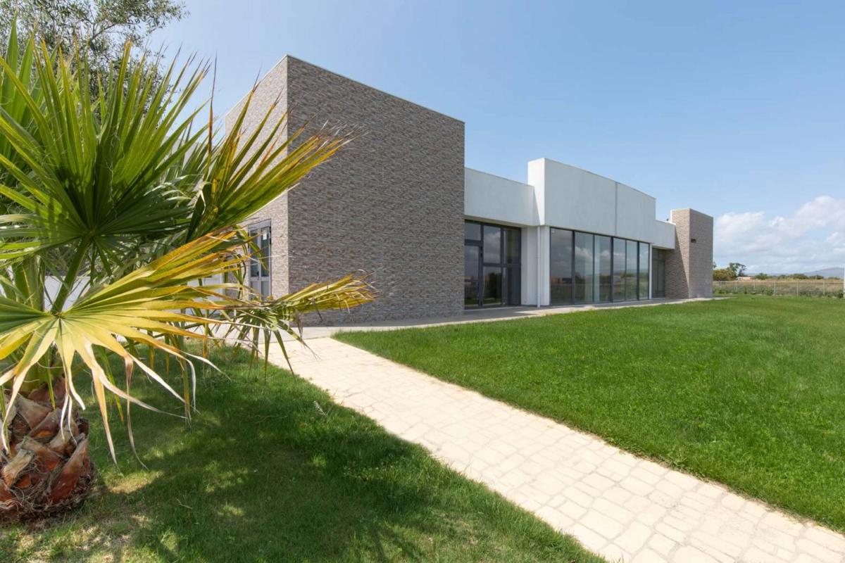 Palazzina commerciale in vendita a Abbasanta