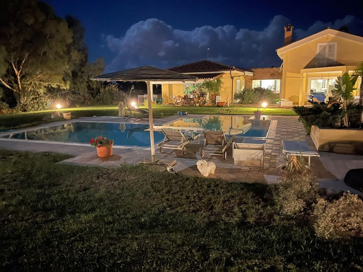 Villa in vendita a Solarussa