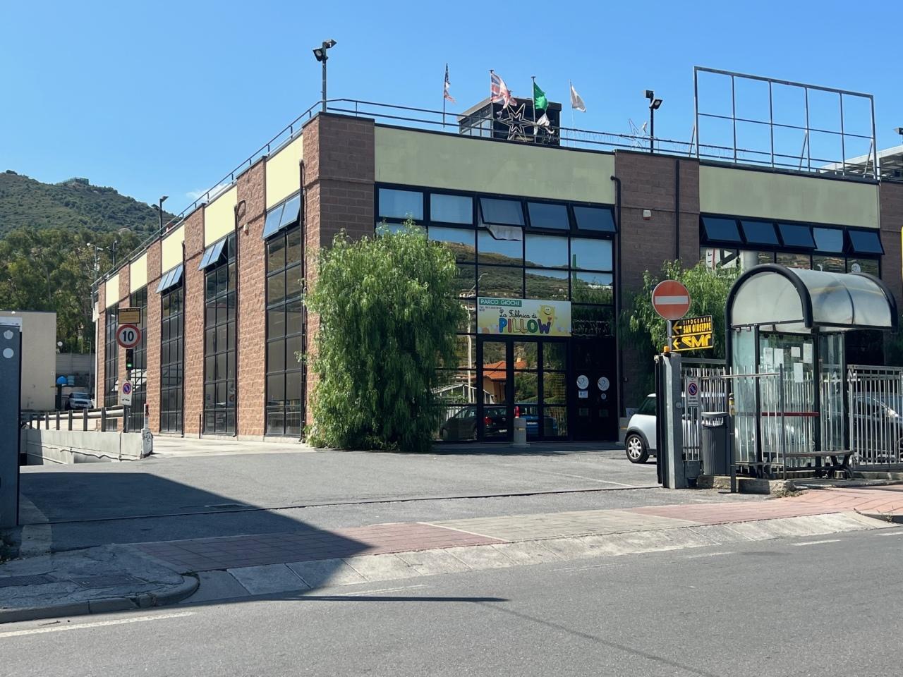 Negozio in vendita a Taggia