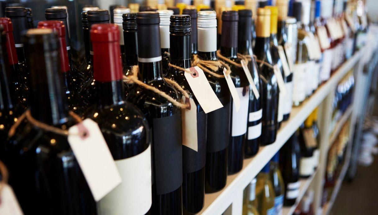 Esercizio commerciale in vendita a Seravezza