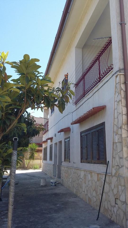 Appartamento in villa in affitto a Taranto